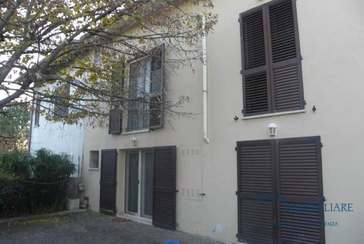 Villa in vendita a Arezzo