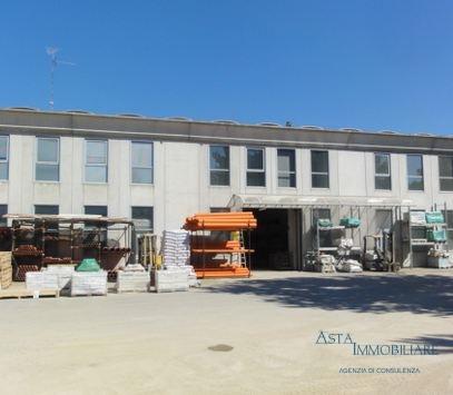 Capannone in vendita a San Gimignano