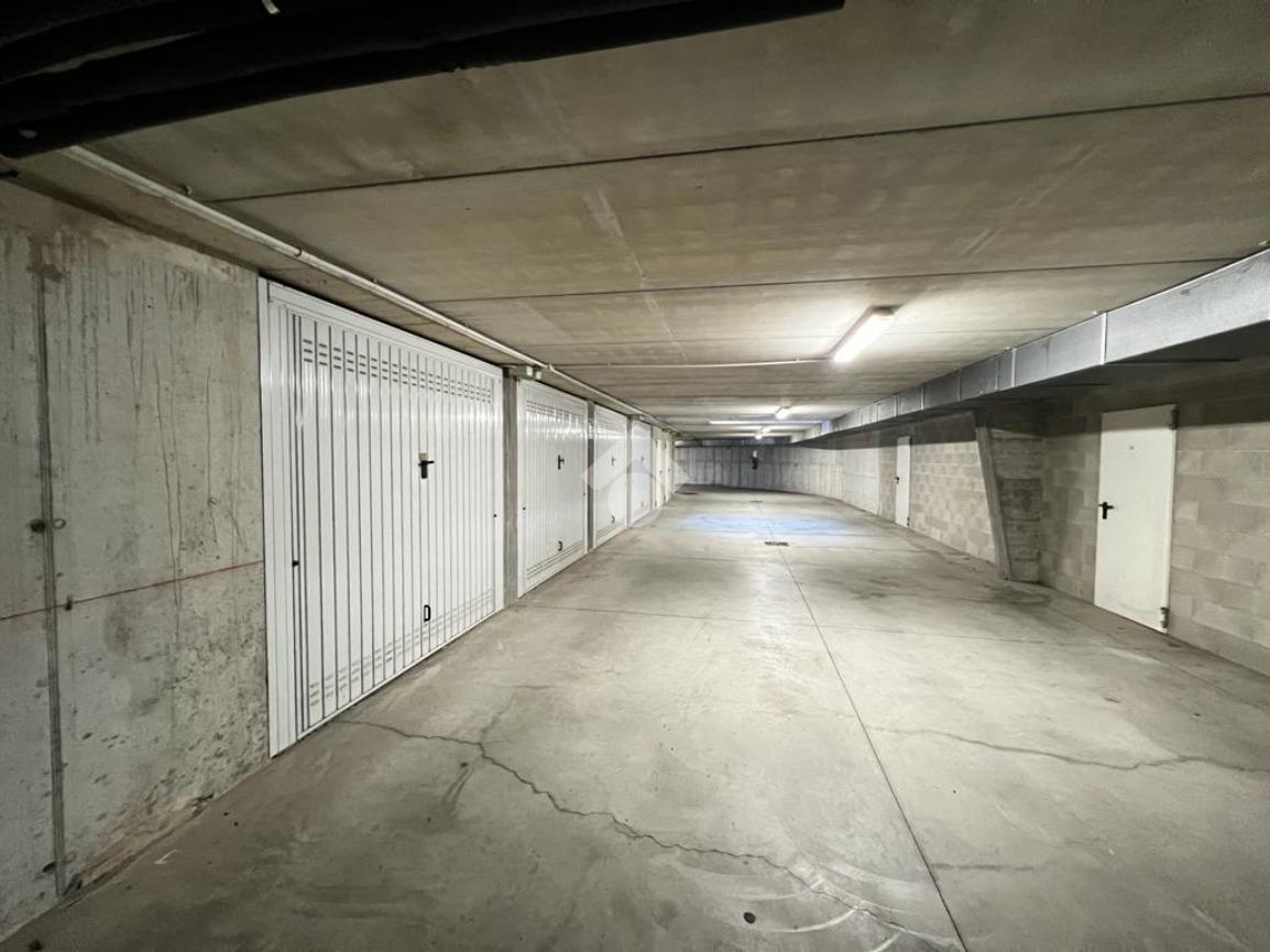 Box in vendita a Liscate