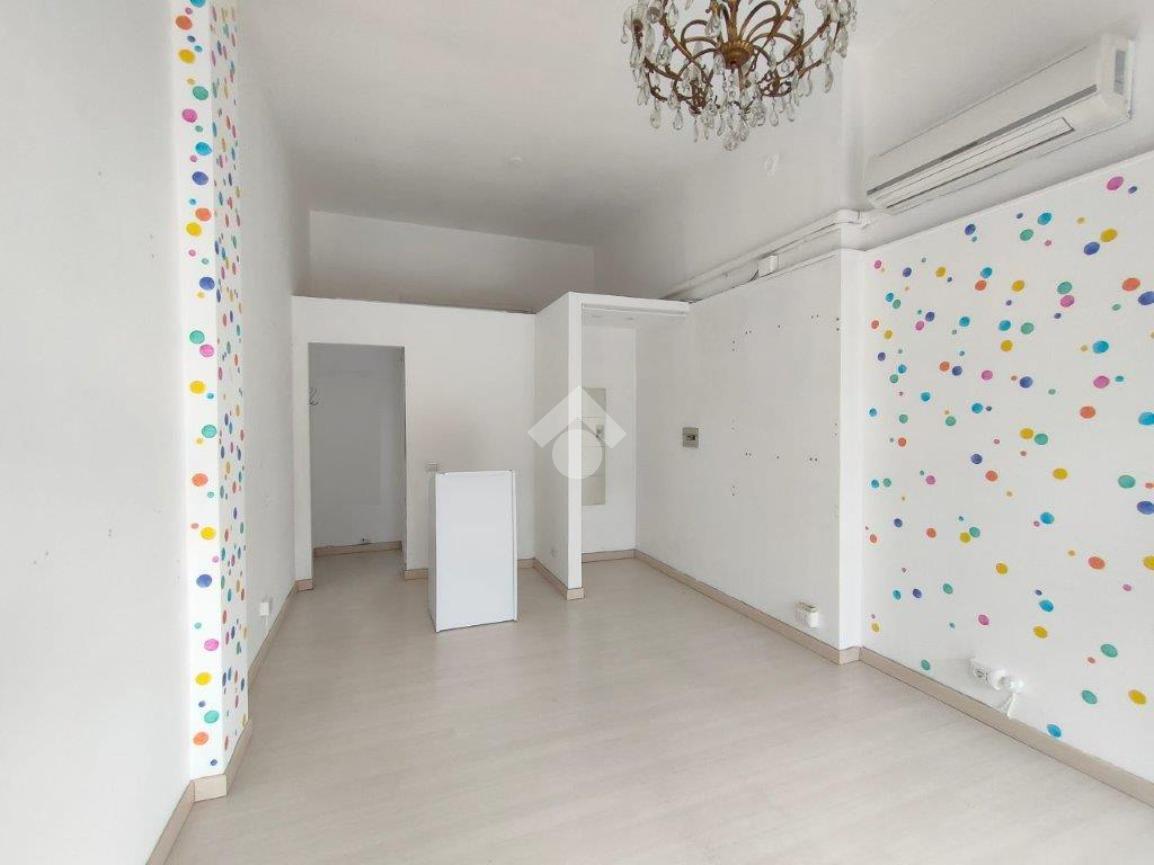 Ufficio in affitto a Dairago