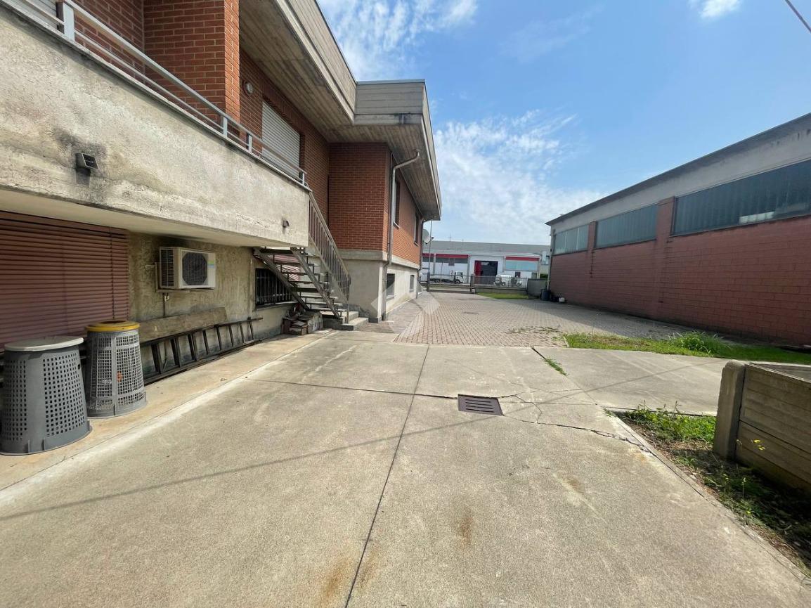 Laboratorio in affitto a Rescaldina