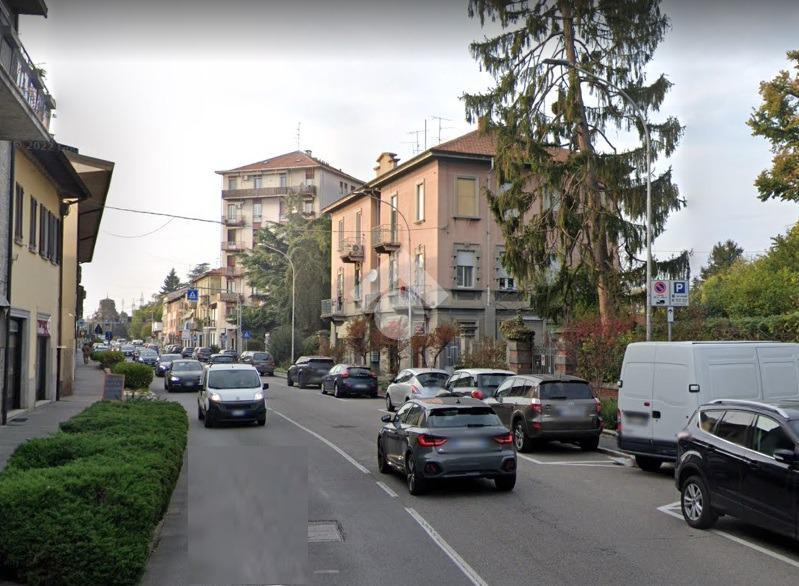 Negozio in affitto a Castellanza
