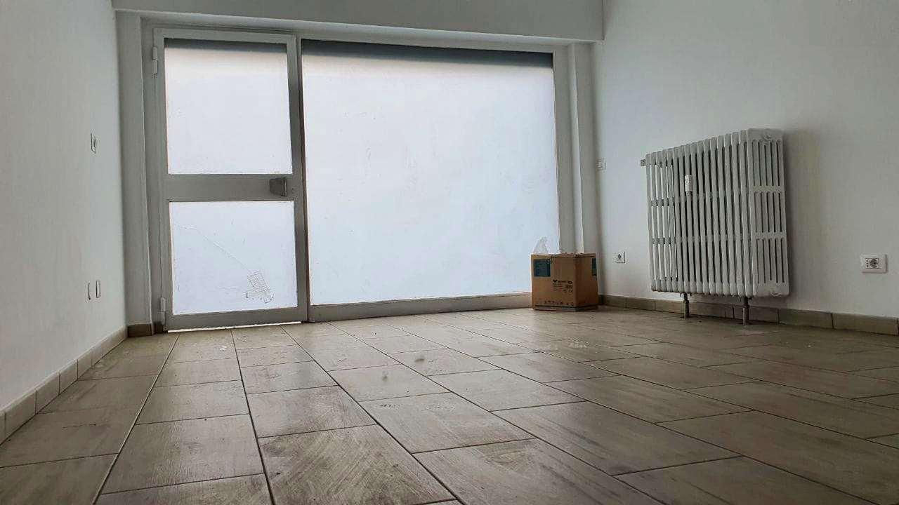 Negozio in vendita a Garbagnate Milanese