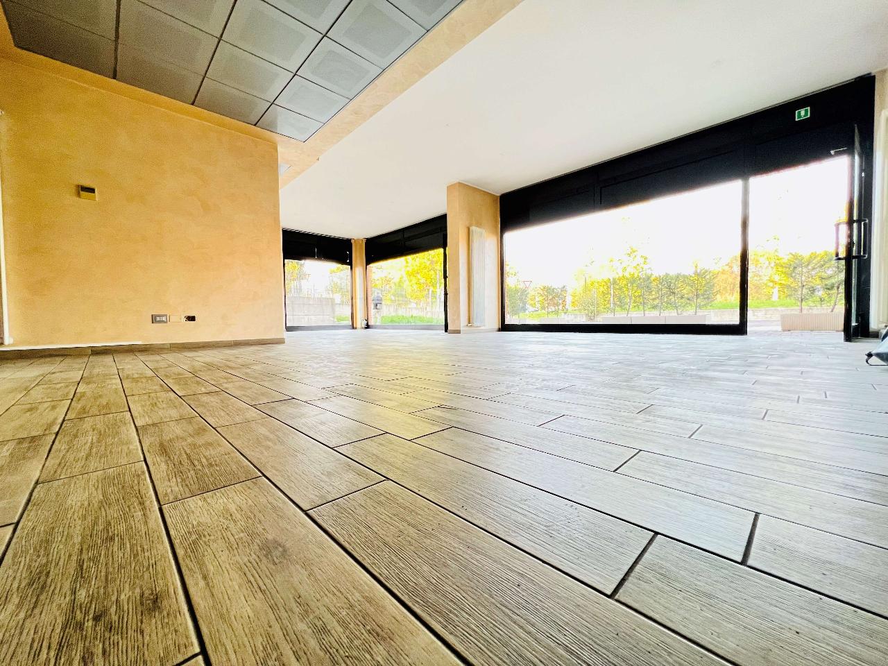 Immobile residenziale in vendita a Garbagnate Milanese