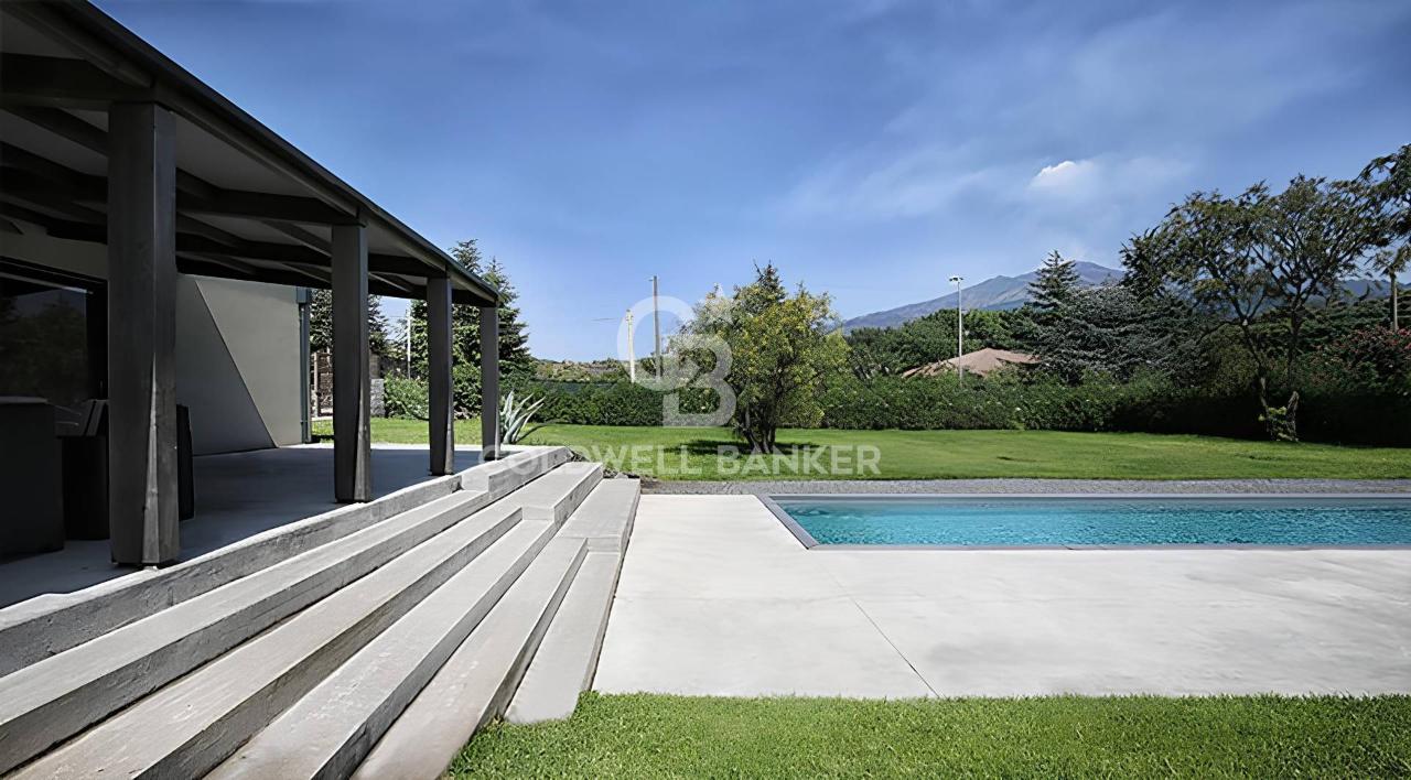 Villa in vendita a Trecastagni