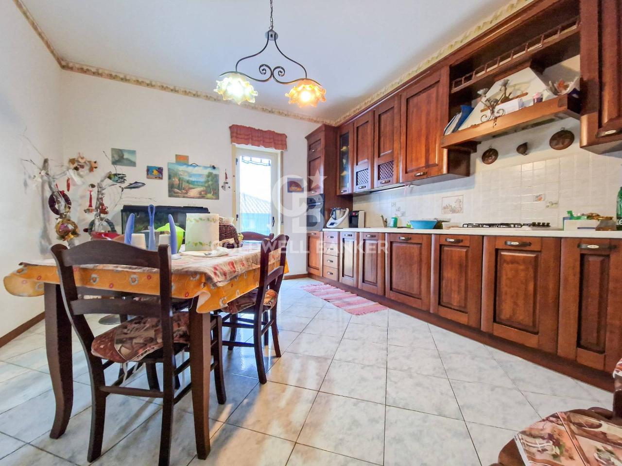 Appartamento in vendita a Pedara