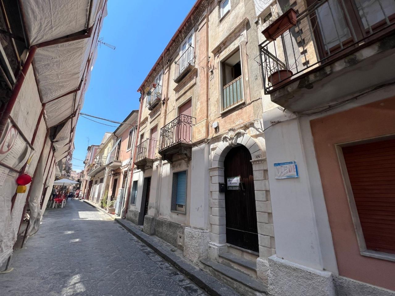 Appartamento in vendita a Pizzo