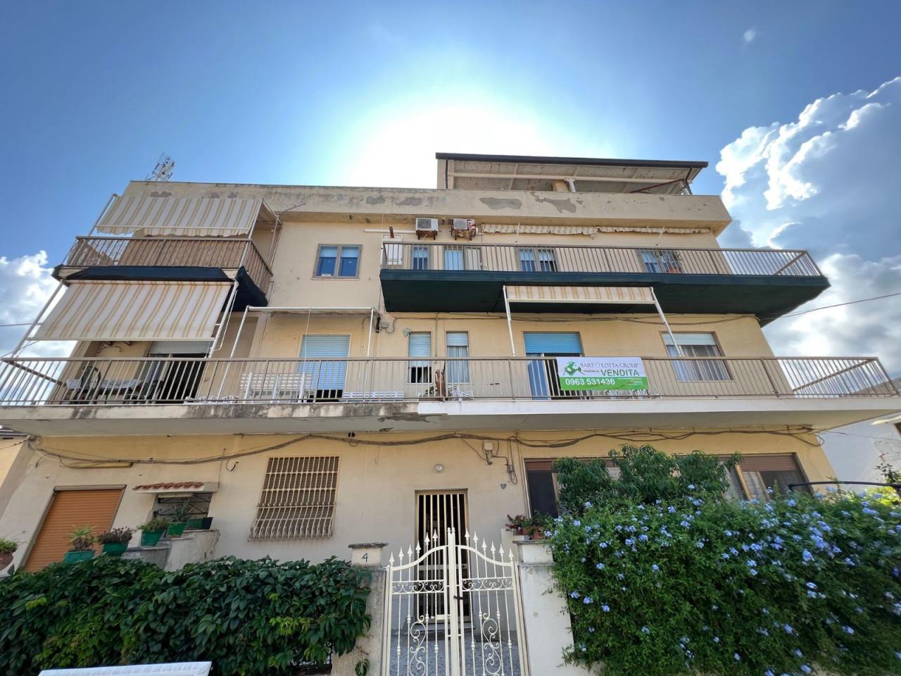 Appartamento in vendita a Pizzo