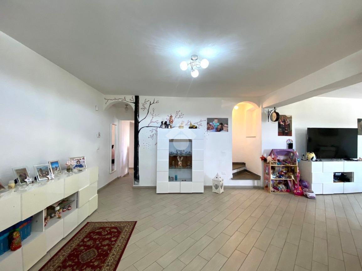 Casa indipendente in vendita a Pistoia