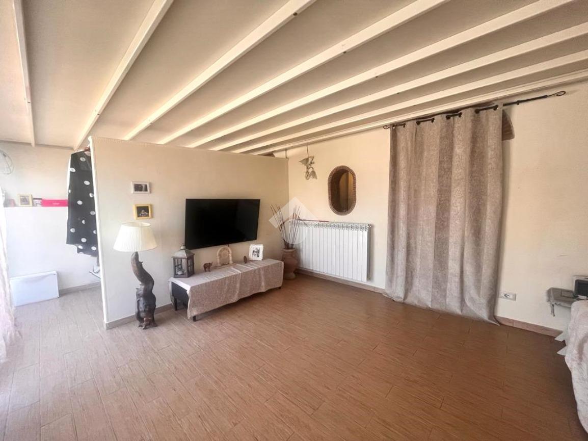 Casa indipendente in vendita a Pistoia