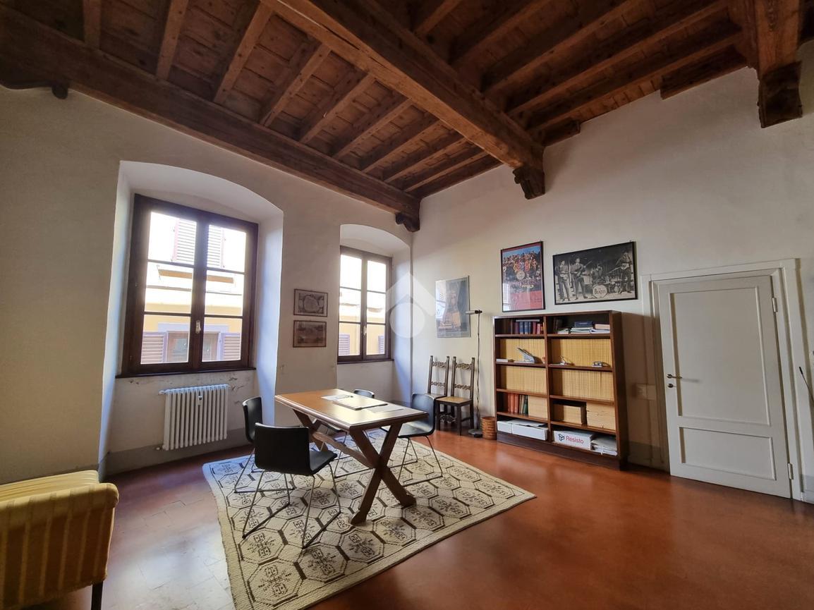 Ufficio in affitto a Pistoia