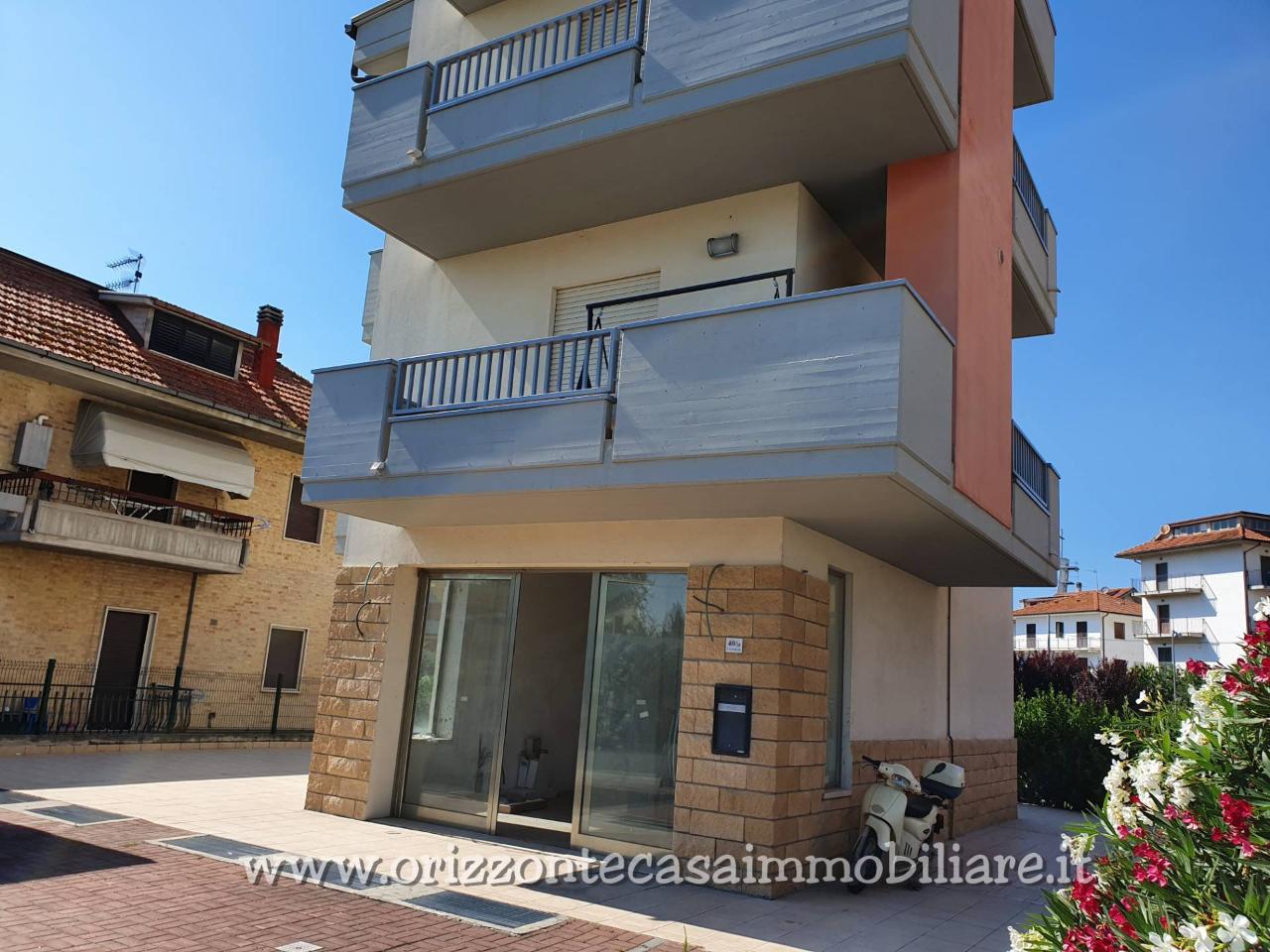 Negozio in vendita a Castorano