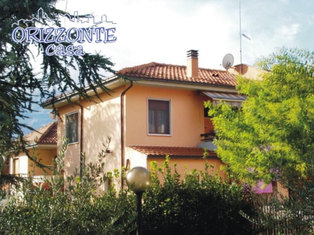 Villa in vendita a Ascoli Piceno