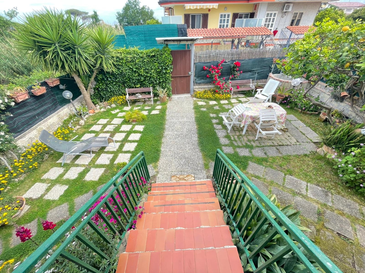 Villa in Via Vicinale Festinese, Giugliano in Campania