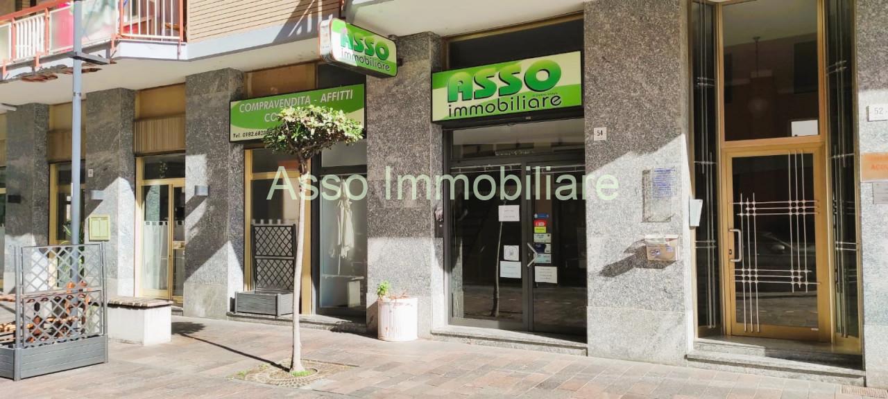 Negozio in affitto a Andora