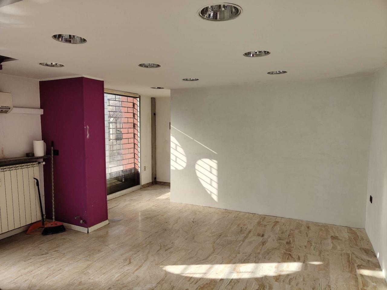 Negozio in affitto a Bresso