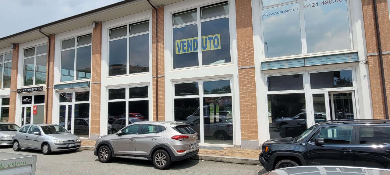 Negozio in affitto a Pinerolo
