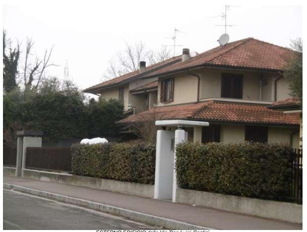 Villa bifamiliare in vendita a Agrate Brianza