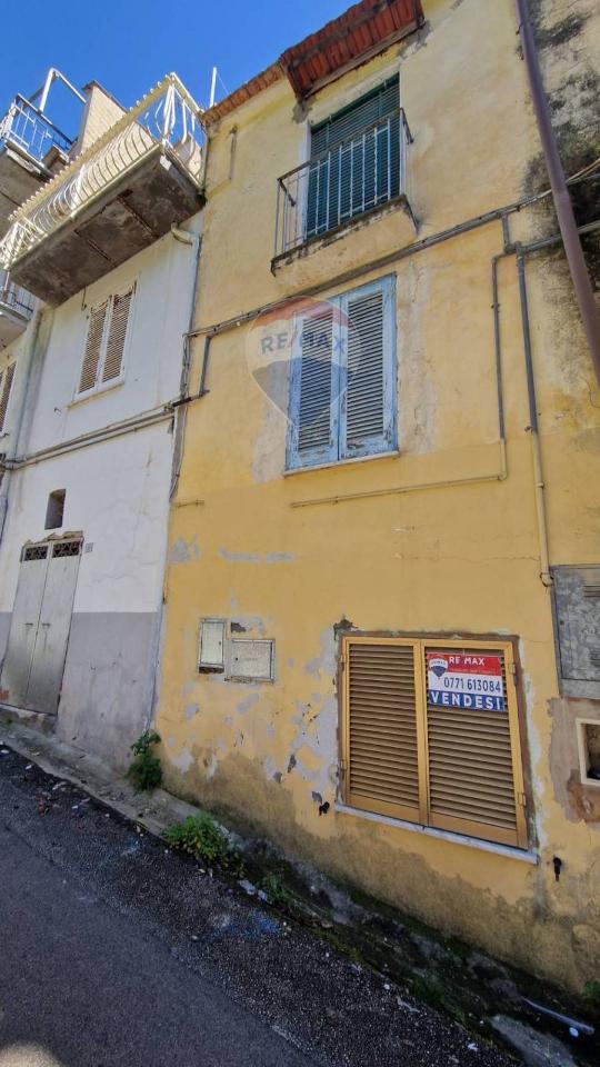 Casa indipendente in vendita a Santi Cosma E Damiano