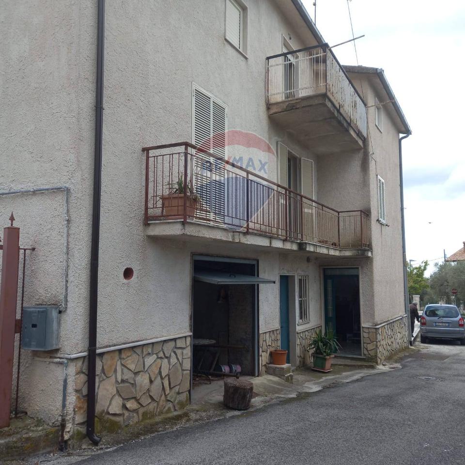 Casa indipendente in vendita a Coreno Ausonio