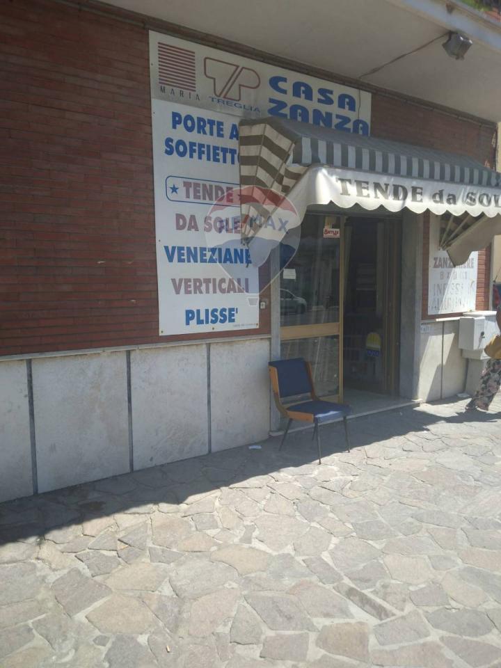 Negozio in vendita a Minturno