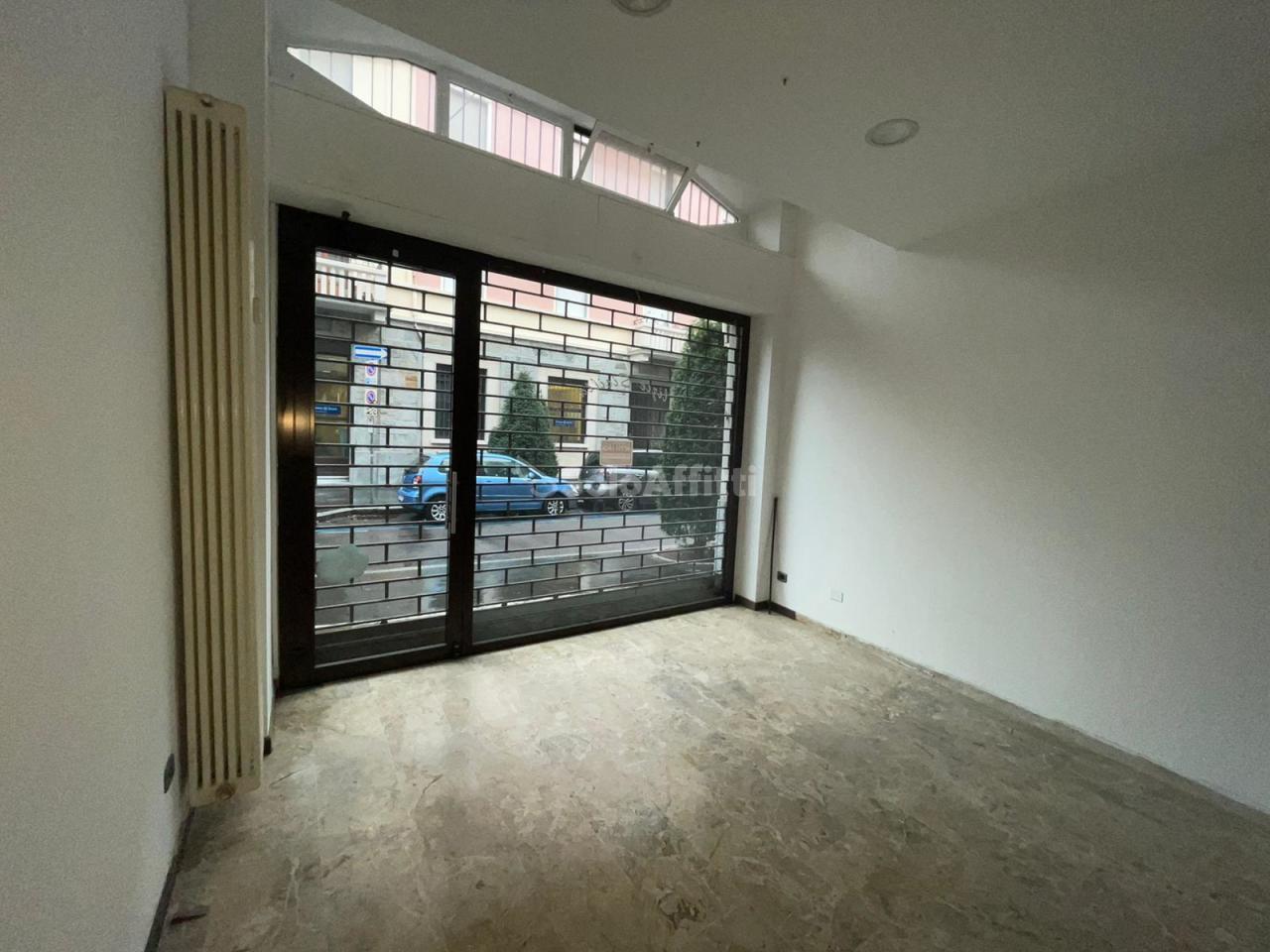 Negozio in affitto a Saronno