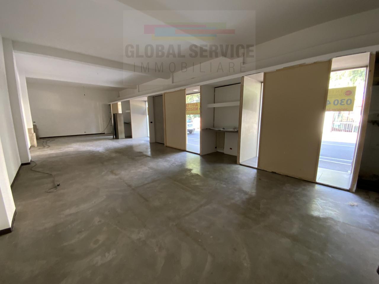 Negozio in affitto a Brescia