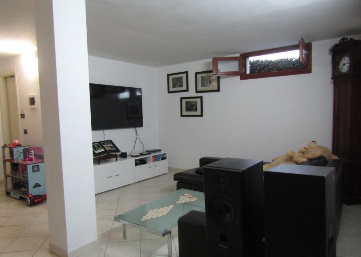 Appartamento in vendita a Fosdinovo