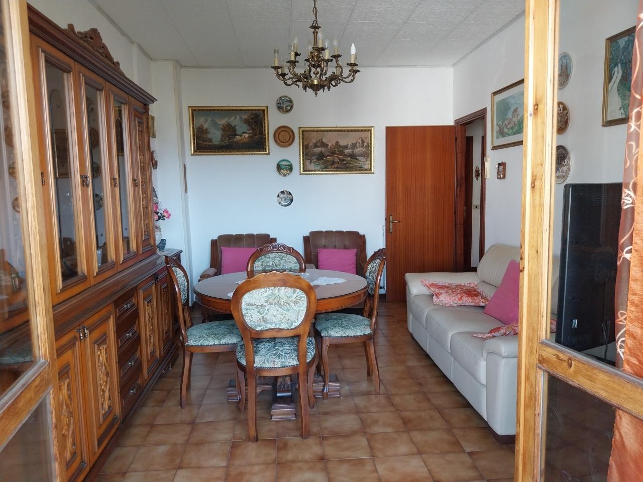 Appartamento in vendita a Luni