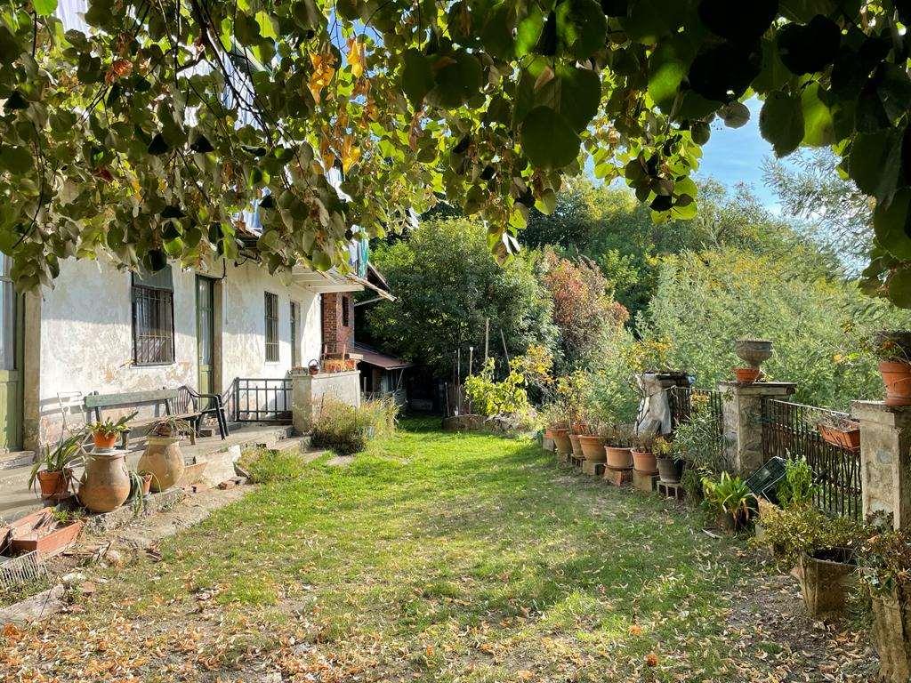 Rustico in vendita a Pinerolo