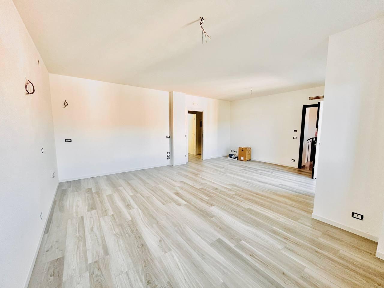 Appartamento in vendita a Revine Lago