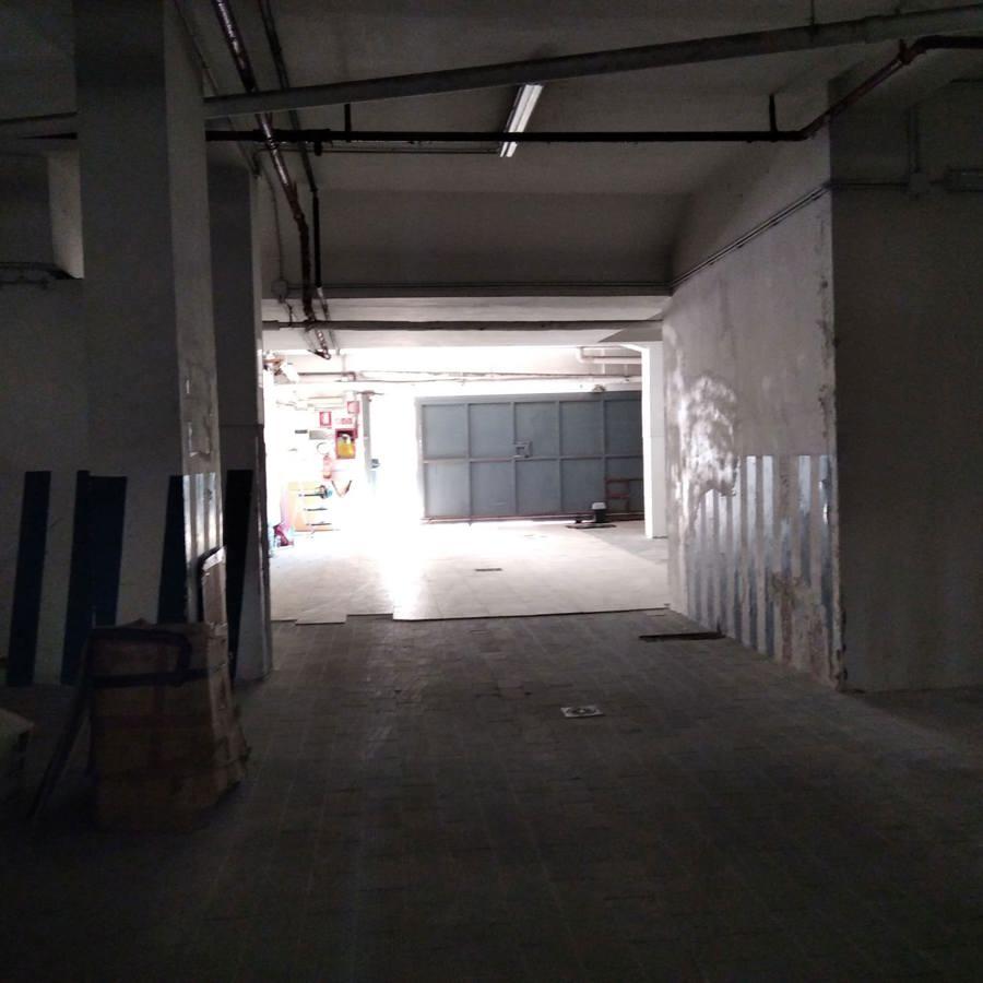 Magazzino in affitto a Napoli