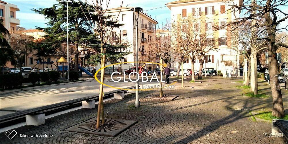 Negozio in vendita a Ancona