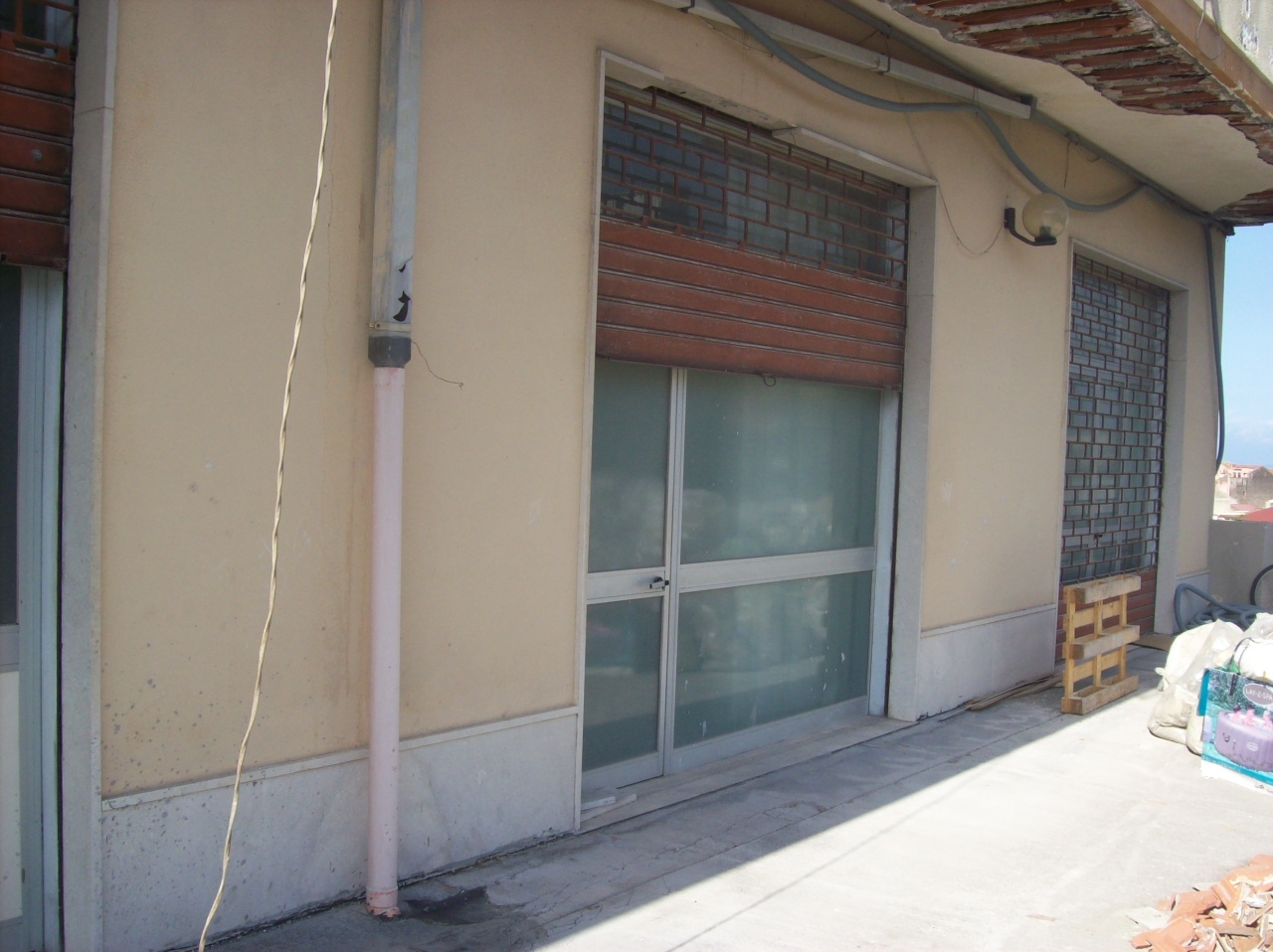 Negozio in vendita a Giarre