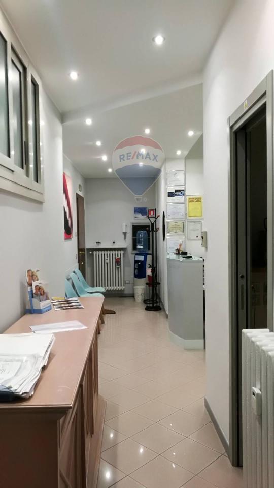 Ufficio in vendita a Cologno Monzese