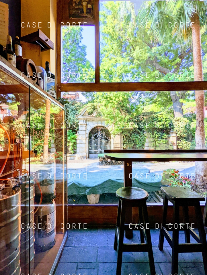 Locale commerciale in vendita a Alassio