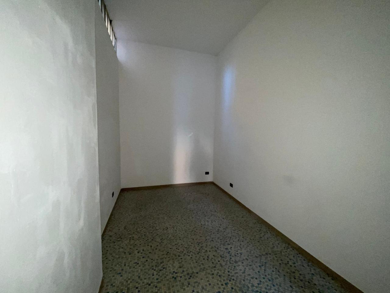 Ufficio in affitto a Massa