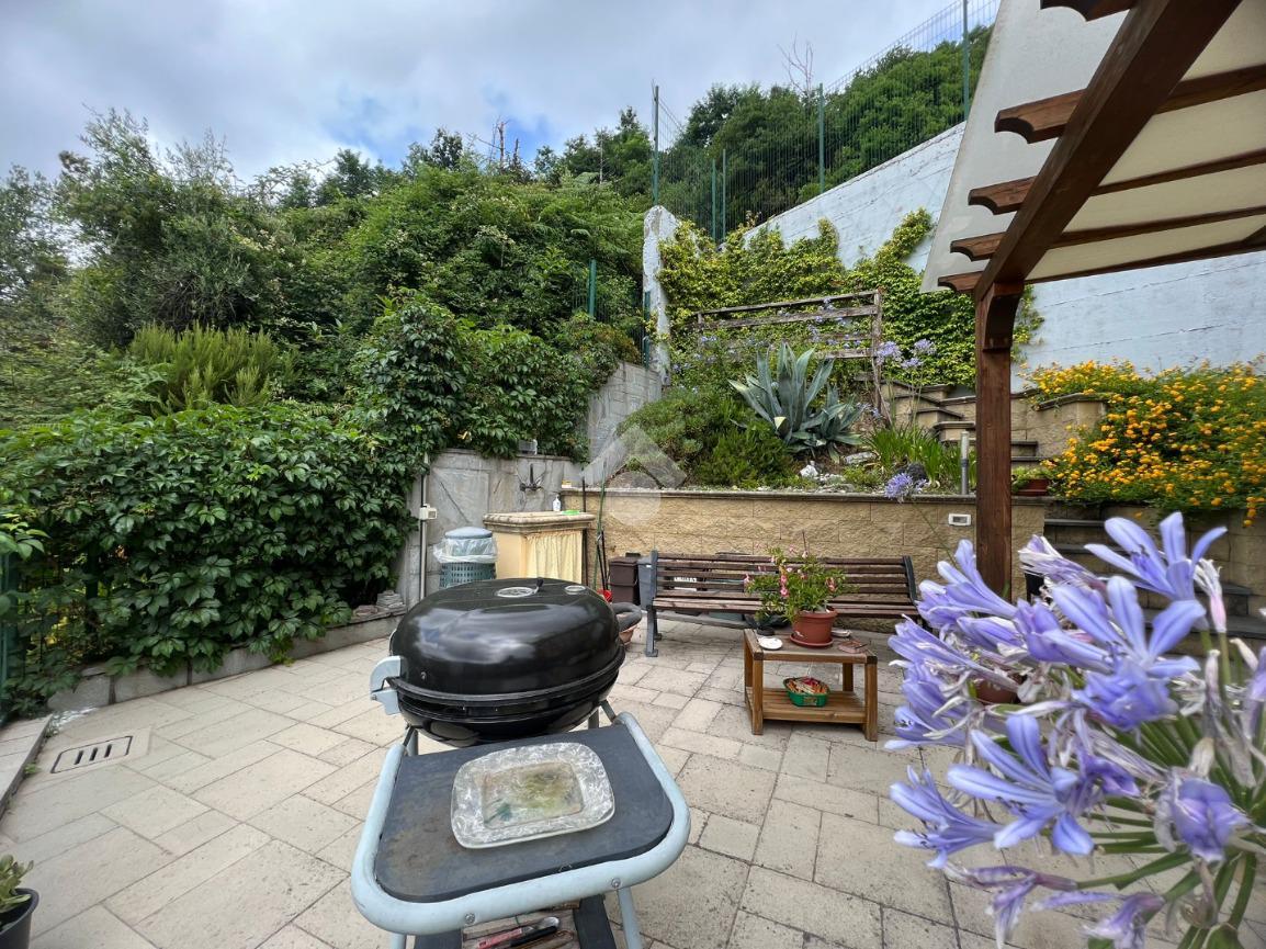 Villa a schiera in vendita a Follo