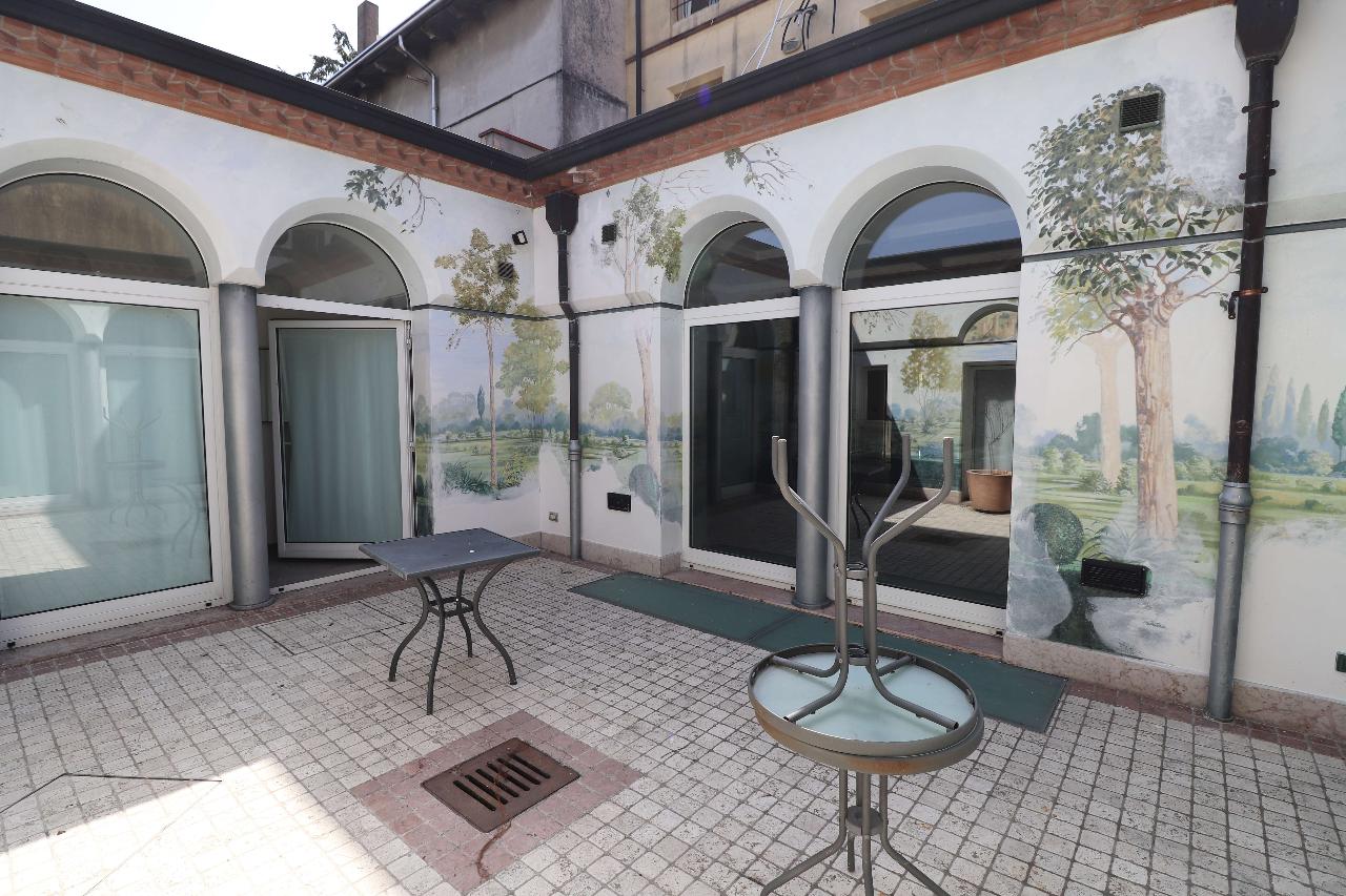 Immobile residenziale in affitto a Curtatone