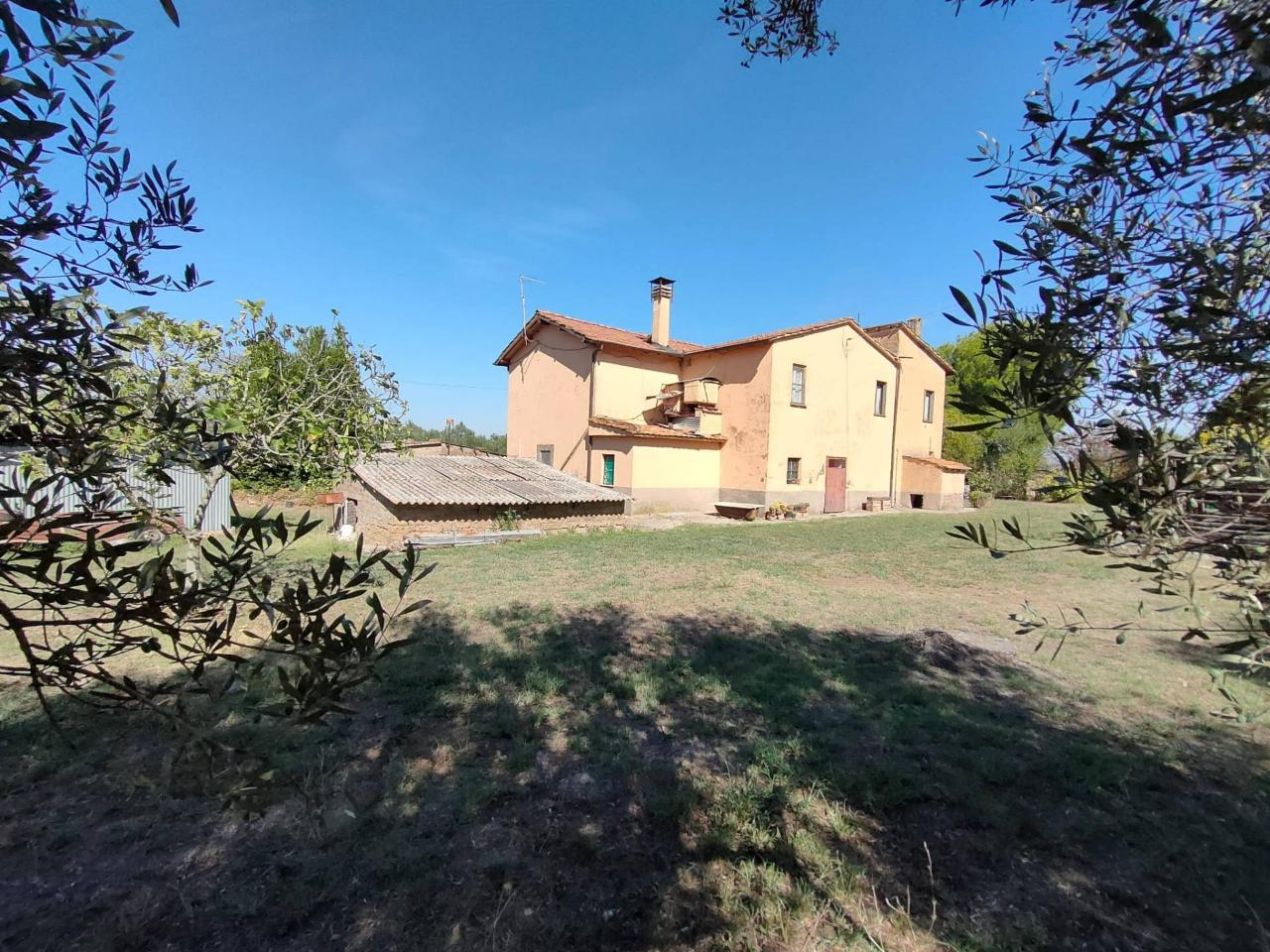 Rustico in vendita a Viterbo