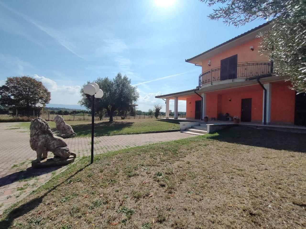 Villa in vendita a Viterbo