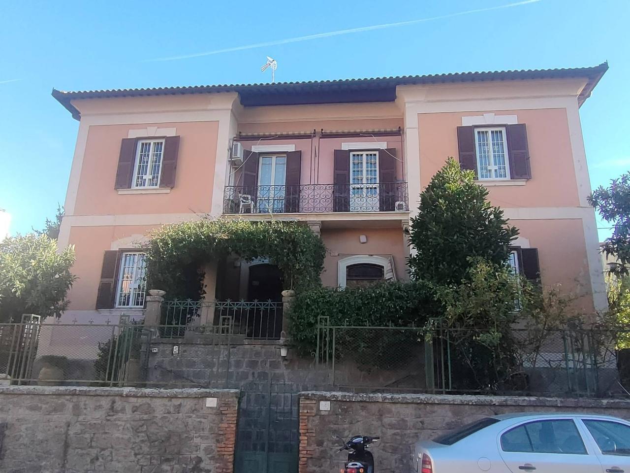 Appartamento in vendita a Viterbo
