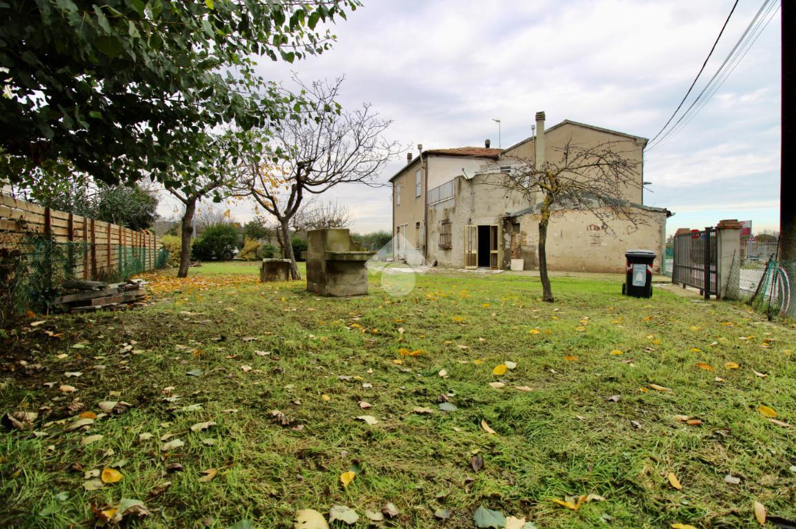 Villa in Via Montescudo 152, Rimini