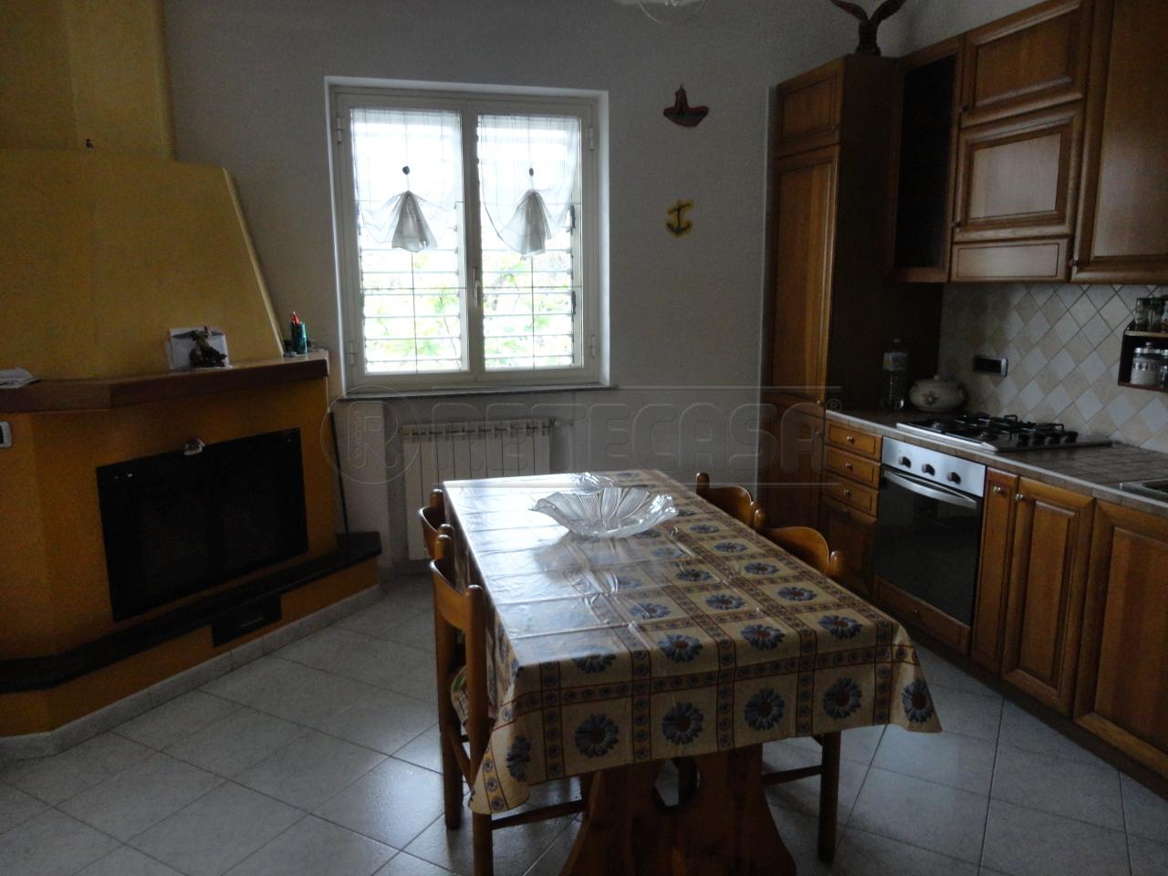 Villa in vendita a Borgia