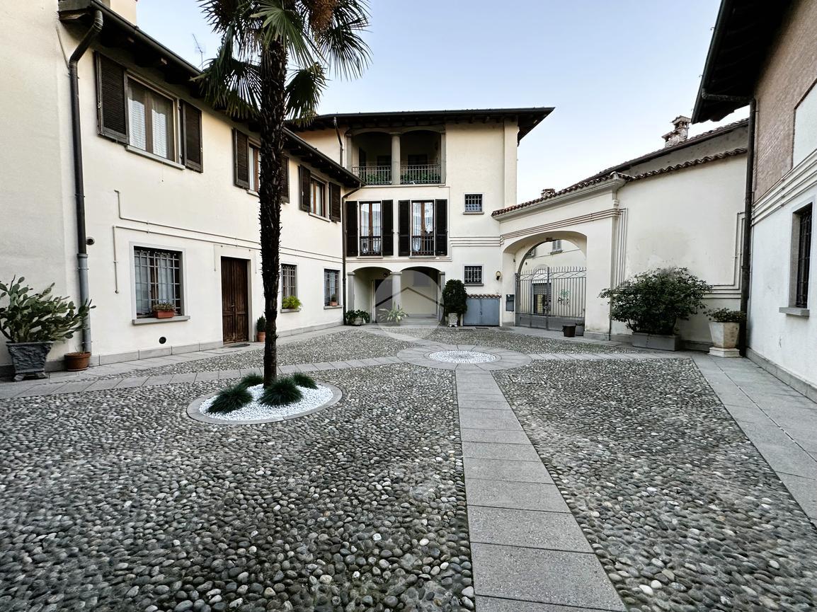 Appartamento in vendita a Rovato