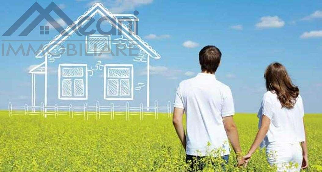 Terreno edificabile commerciale in vendita a Siziano