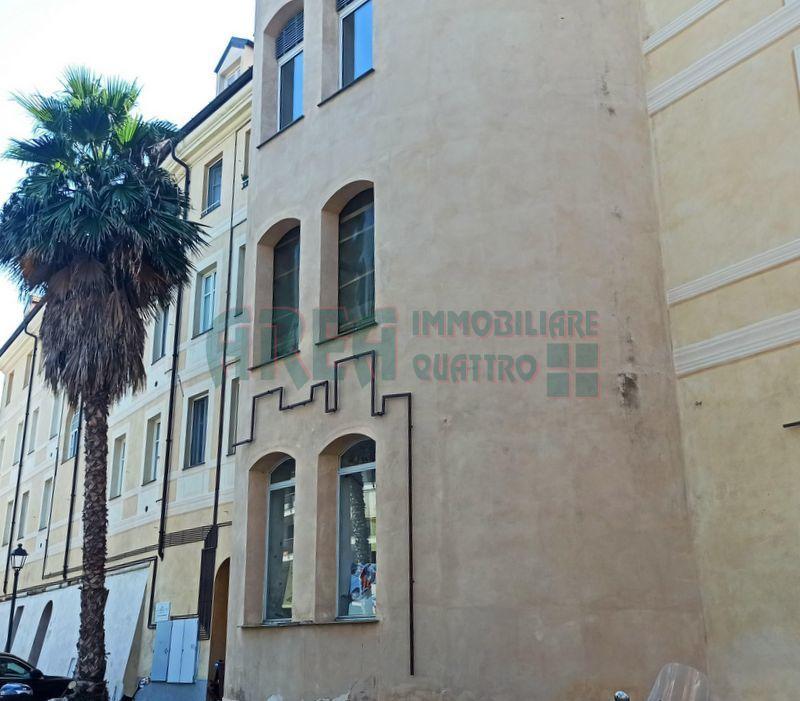 Appartamento in vendita a Imperia