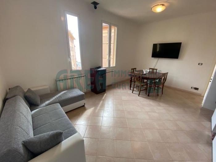 Appartamento in vendita a Imperia