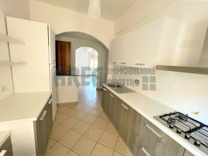 Appartamento in vendita a Imperia