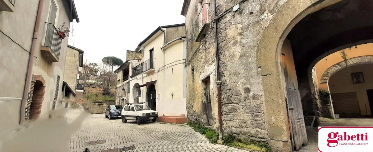 Rustico in vendita a Teano